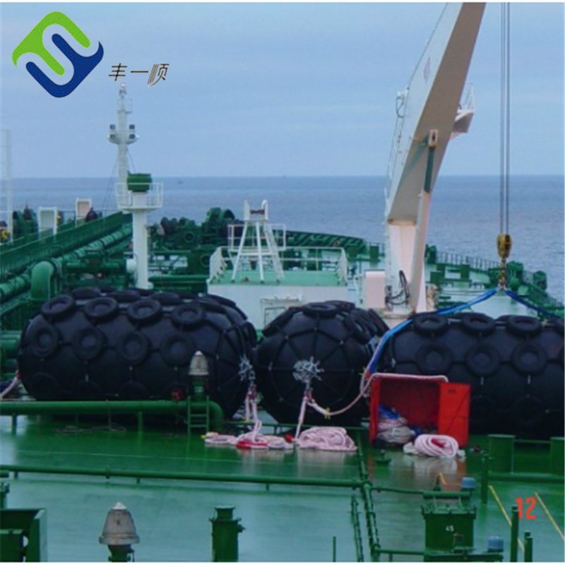 50KPA Pneumatic Boat Side Rubber Fender Yokahama Fender Marine Quay ...